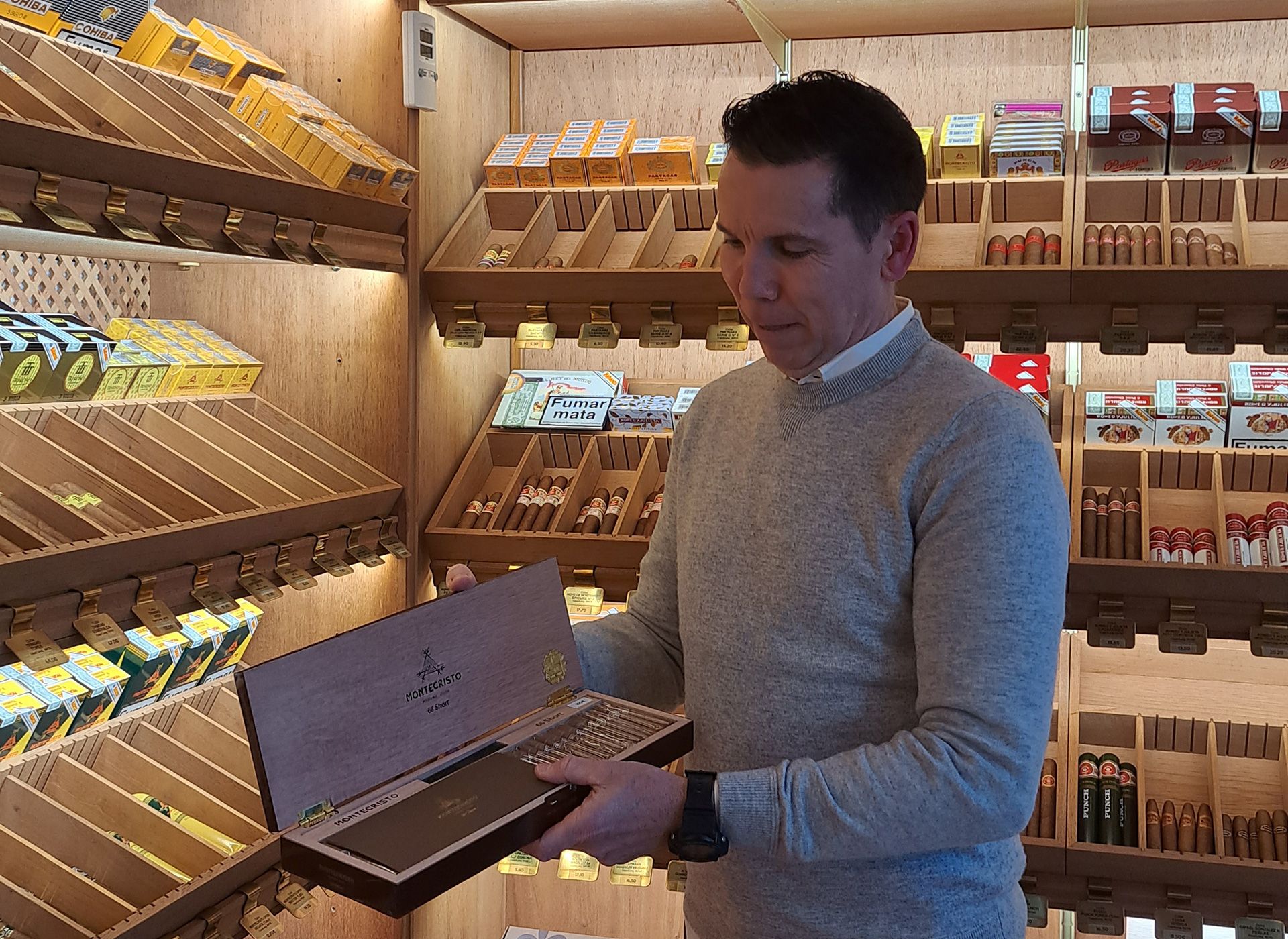 "I love my job, especially the part of guiding the customer ...